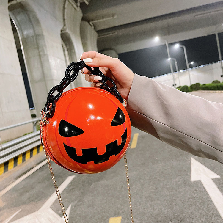 Funny Pumpkin Chain Bag | Funny.com